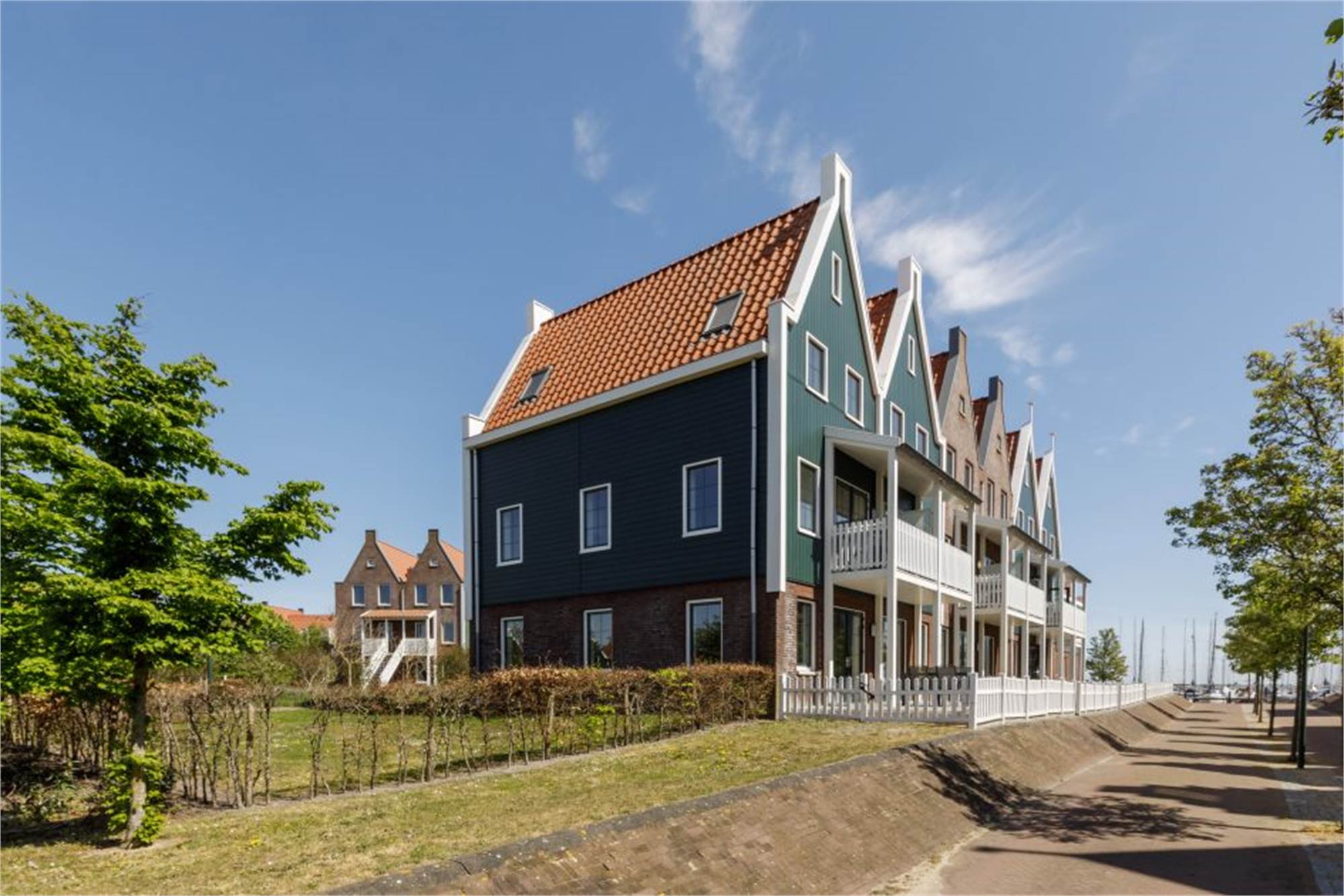 VO4M-Comfort - Roompot Marinapark Volendam - Bungalow voor 4 personen ...